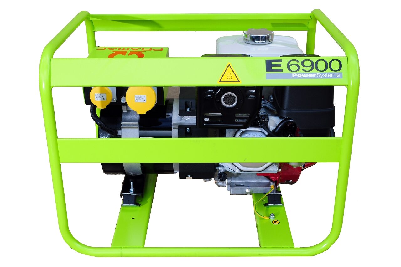 Pramac E6900 Petrol Generator 230V/115V | 7.1 KVA